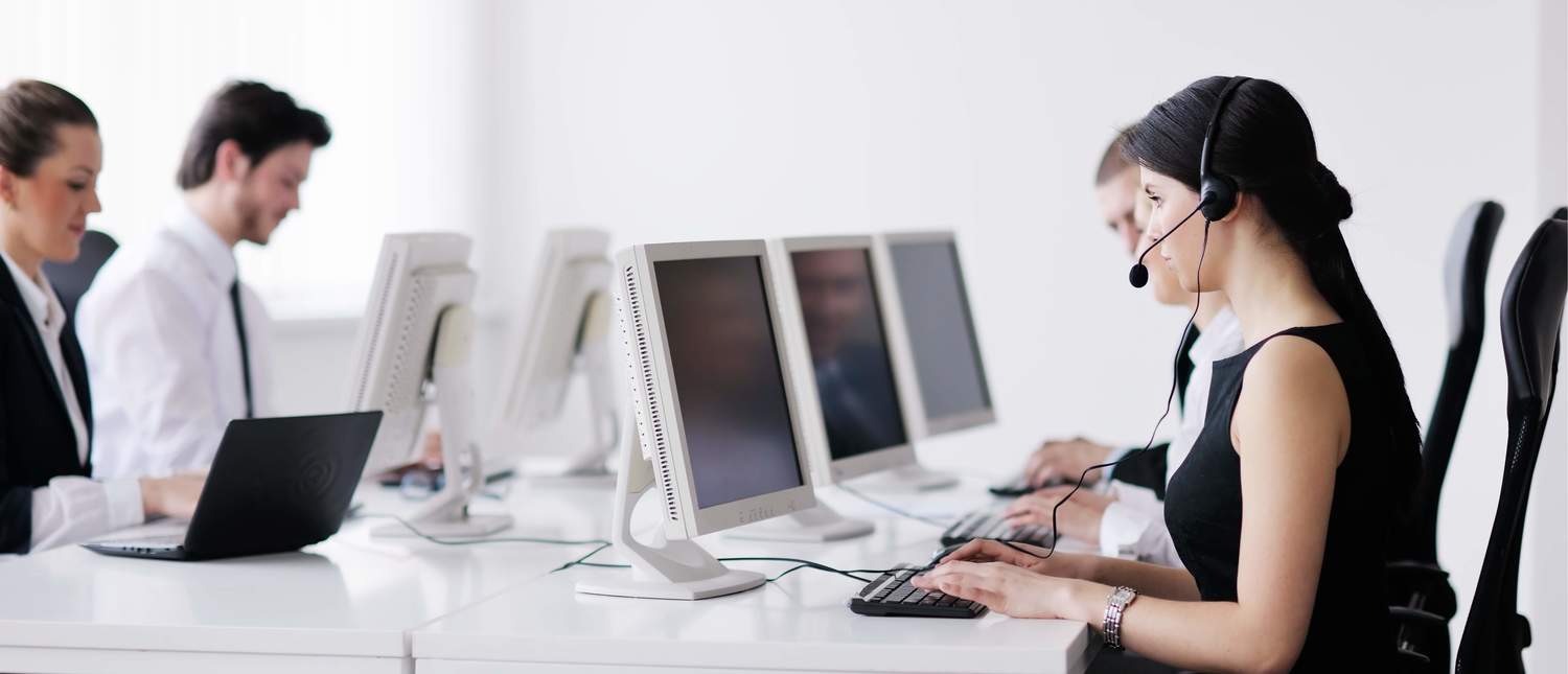 10 Kualifikasi Bagi Customer Service Bisnis Anda