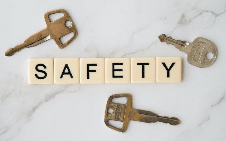 Apa Itu Kode OTP? Fungsi, dan Bedanya dengan PIN